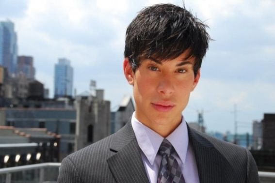 Justin Jedlica, el "Ken" humano con 90 cirugías estéticas