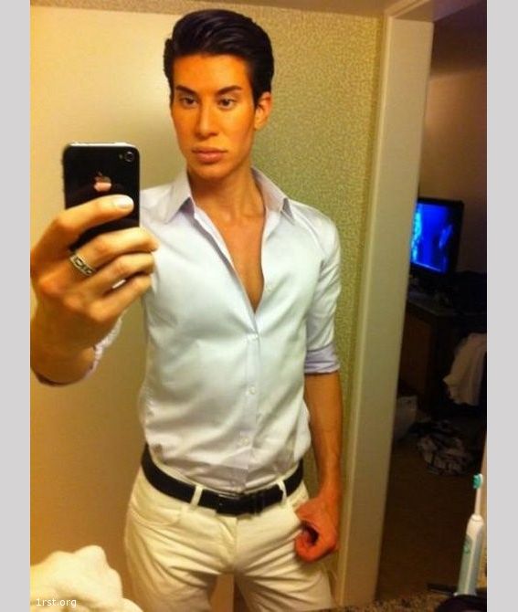 Justin Jedlica, el "Ken" humano con 90 cirugías estéticas
